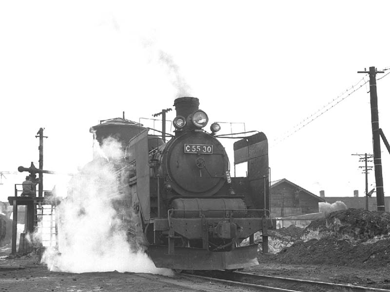 当時の所属は室蘭機関区。僚機1、32とともに活躍した。